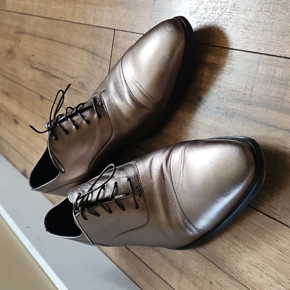 Hugo Boss | Shoes | Hugo Boss Leather Metallic Bronze Lace Up Dress ...